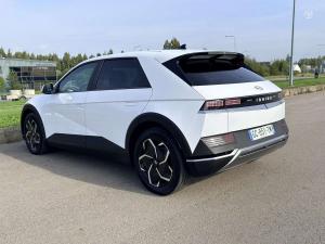 White Hyundai Ioniq 5 2021 in Panevezys, with an engine capacity of 0.00 L and mileage of 114 thousand km for 22990 €, photo 8 on AUTOMOTO.COM.LV
