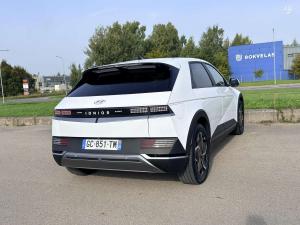 White Hyundai Ioniq 5 2021 in Panevezys, with an engine capacity of 0.00 L and mileage of 114 thousand km for 22990 €, photo 12 on AUTOMOTO.COM.LV
