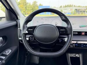 White Hyundai Ioniq 5 2021 in Panevezys, with an engine capacity of 0.00 L and mileage of 114 thousand km for 22990 €, photo 16 on AUTOMOTO.COM.LV