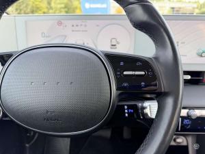 White Hyundai Ioniq 5 2021 in Panevezys, with an engine capacity of 0.00 L and mileage of 114 thousand km for 22990 €, photo 17 on AUTOMOTO.COM.LV