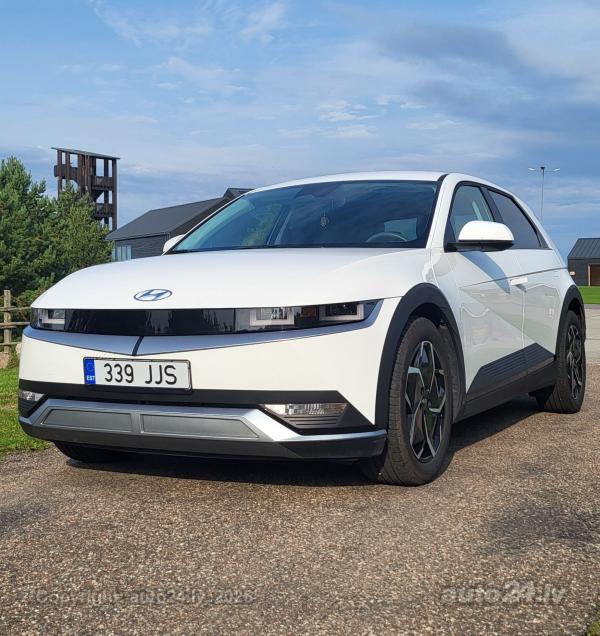Белый Хендай Ioniq 5 2024 в Таллин, объемом двигателя 0.00 л и пробегом 27 тыс. км за 37000 €, фото 1 на AUTOMOTO.COM.LV