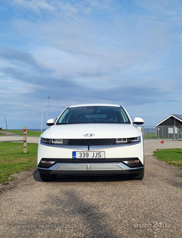 Белый Хендай Ioniq 5 2024 в Таллин, объемом двигателя 0.00 л и пробегом 27 тыс. км за 37000 €, фото 5 на AUTOMOTO.COM.LV