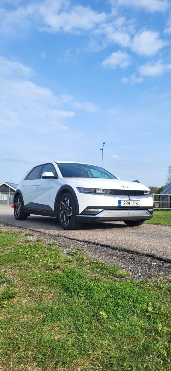 Белый Хендай Ioniq 5 2024 в Таллин, объемом двигателя 0.00 л и пробегом 27 тыс. км за 37000 €, фото 8 на AUTOMOTO.COM.LV