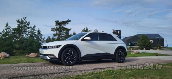 Белый Хендай Ioniq 5 2024 в Таллин, объемом двигателя 0.00 л и пробегом 27 тыс. км за 37000 €, фото 9 на AUTOMOTO.COM.LV