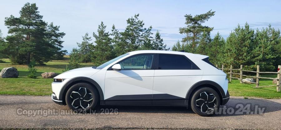 White Hyundai Ioniq 5 2024 in Tallinn, with an engine capacity of 0.00 L and mileage of 27 thousand km for 37000 €, photo 14 on AUTOMOTO.COM.LV