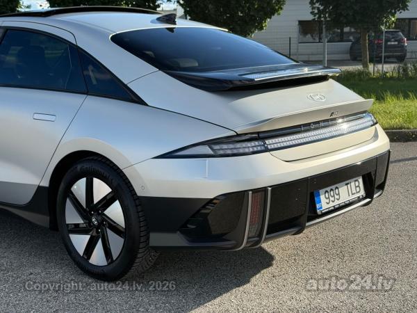 Smilšu krāsa Hyundai IONIQ 6 2024 Tartu, ar dzinēja tilpumu 0.00 L un nobraukumu 27 tūkst. km par 36500 €, foto 7 vietnē AUTOMOTO.COM.LV