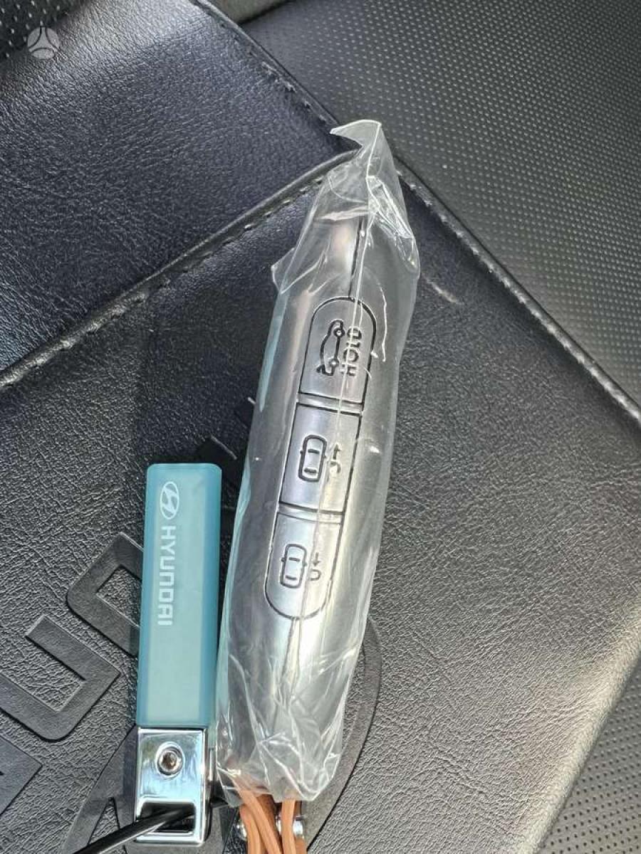 Черный Хендай IONIQ 6 2023 в Каунас, объемом двигателя 0.00 л и пробегом 27 тыс. км за 29500 €, фото 35 на AUTOMOTO.COM.LV