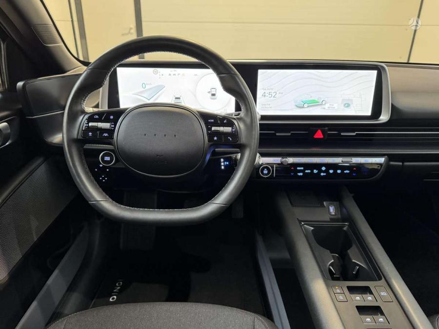 Black Hyundai IONIQ 6 2023 in Siauliai, with an engine capacity of 0.00 L and mileage of 45 thousand km for 29300 €, photo 12 on AUTOMOTO.COM.LV