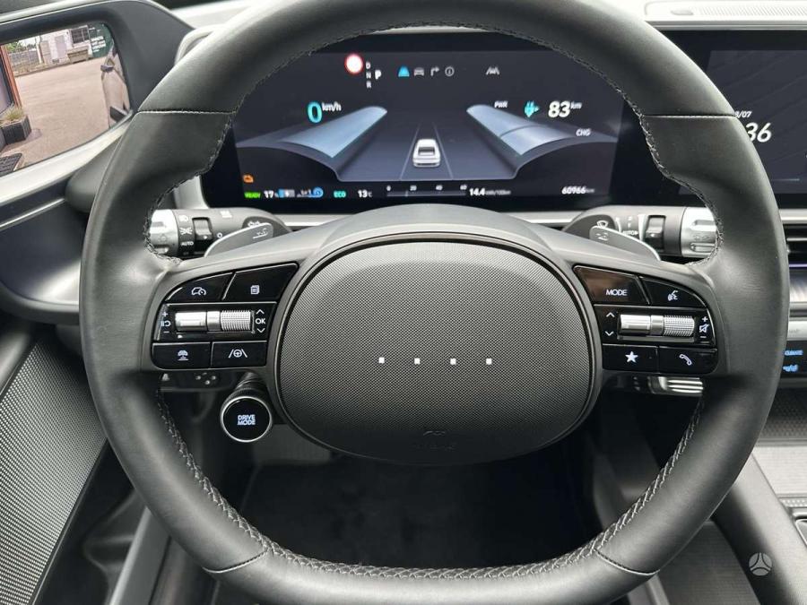 Черный Хендай IONIQ 6 2023 в Вильнюс, объемом двигателя 0.00 л и пробегом 61 тыс. км за 29950 €, фото 6 на AUTOMOTO.COM.LV