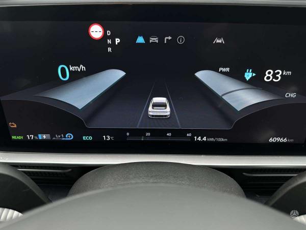 Black Hyundai IONIQ 6 2023 in Vilnius, with an engine capacity of 0.00 L and mileage of 61 thousand km for 29950 €, photo 6 on AUTOMOTO.COM.LV