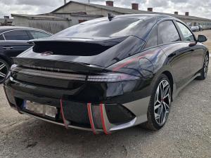 Melns Hyundai IONIQ 6 2023 Klaipėda, ar dzinēja tilpumu 0.00 L un nobraukumu 61 tūkst. km par 28200 €, foto  vietnē AUTOMOTO.COM.LV