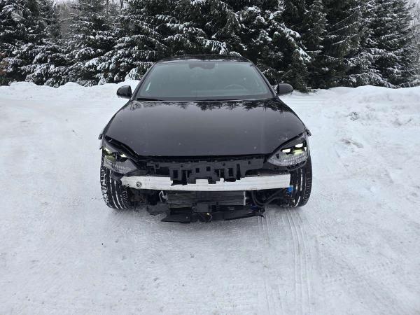 Melns Hyundai IONIQ 6 2023 Prienai, ar dzinēja tilpumu 0.00 L un nobraukumu 14 tūkst. km par 21600 €, foto 3 vietnē AUTOMOTO.COM.LV