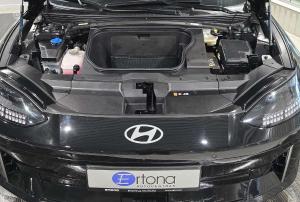 Black Hyundai IONIQ 6 2024 in Siauliai, with an engine capacity of 0.00 L and mileage of 41 thousand km for 33900 €, photo 28 on AUTOMOTO.COM.LV