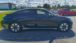 Blue Hyundai IONIQ 6 2023 in Tallinn, with an engine capacity of 0.00 L and mileage of 62 thousand km for 34999 €, photo 5 on AUTOMOTO.COM.LV