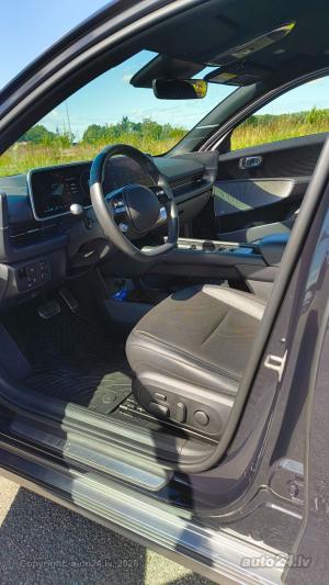 Blue Hyundai IONIQ 6 2023 in Tallinn, with an engine capacity of 0.00 L and mileage of 62 thousand km for 34999 €, photo 20 on AUTOMOTO.COM.LV