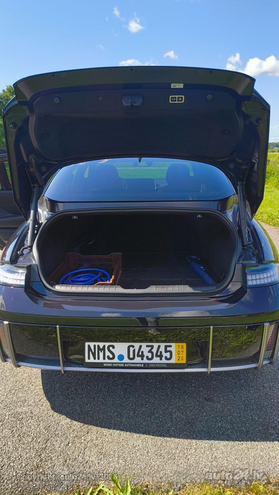 Blue Hyundai IONIQ 6 2023 in Tallinn, with an engine capacity of 0.00 L and mileage of 62 thousand km for 34999 €, photo 22 on AUTOMOTO.COM.LV
