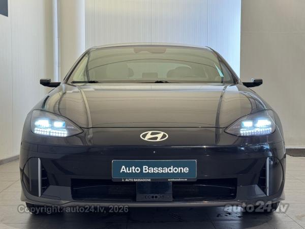 Blue Hyundai IONIQ 6 2024 in Tallinn, with an engine capacity of 0.00 L and mileage of 67 thousand km for 35900 €, photo 2 on AUTOMOTO.COM.LV