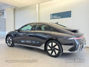 Zils Hyundai IONIQ 6 2024 Tallina, ar dzinēja tilpumu 0.00 L un nobraukumu 67 tūkst. km par 35900 €, foto 5 vietnē AUTOMOTO.COM.LV