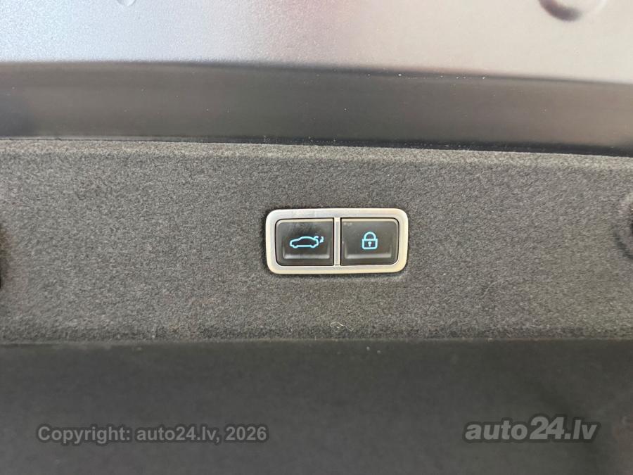Zils Hyundai IONIQ 6 2024 Tallina, ar dzinēja tilpumu 0.00 L un nobraukumu 67 tūkst. km par 35900 €, foto 8 vietnē AUTOMOTO.COM.LV