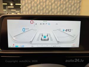 Zils Hyundai IONIQ 6 2024 Tallina, ar dzinēja tilpumu 0.00 L un nobraukumu 67 tūkst. km par 35900 €, foto 12 vietnē AUTOMOTO.COM.LV