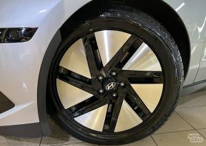Серый Хендай IONIQ 6 2023 в Авиженяй, объемом двигателя 0.00 л и пробегом 72 тыс. км за 30950 €, фото 5 на AUTOMOTO.COM.LV