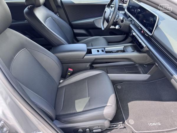 Серый Хендай IONIQ 6 2023 в Авиженяй, объемом двигателя 0.00 л и пробегом 72 тыс. км за 30950 €, фото 6 на AUTOMOTO.COM.LV