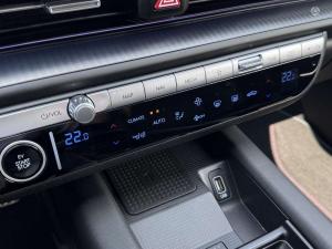 Серый Хендай IONIQ 6 2023 в Вильнюс, объемом двигателя 0.00 л и пробегом 72 тыс. км за 30950 €, фото 26 на AUTOMOTO.COM.LV
