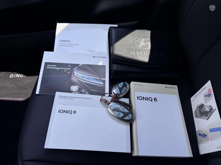 Серый Хендай IONIQ 6 2023 в Вильнюс, объемом двигателя 0.00 л и пробегом 72 тыс. км за 30950 €, фото 32 на AUTOMOTO.COM.LV