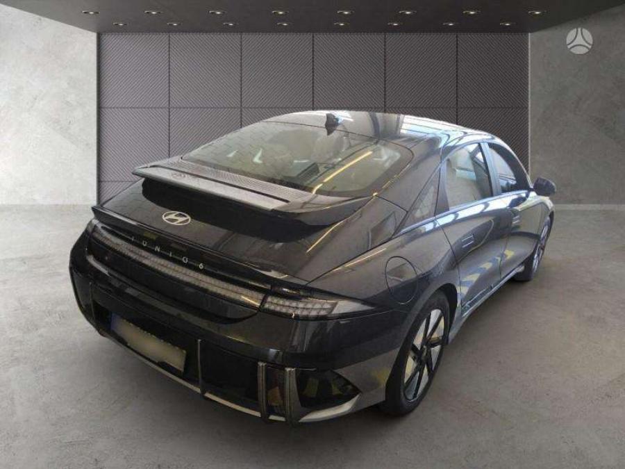 Серый Хендай IONIQ 6 2023 в Вильнюс, объемом двигателя 0.00 л и пробегом 60 тыс. км за 24800 €, фото 3 на AUTOMOTO.COM.LV