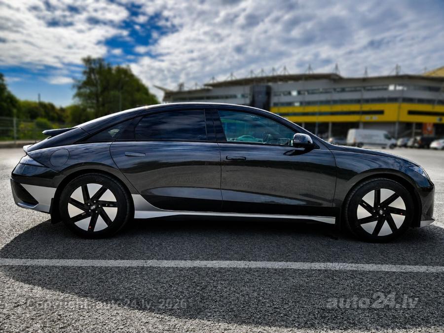 Серый Хендай IONIQ 6 2024 в Таллин, объемом двигателя 0.00 л и пробегом 37 тыс. км за 36999 €, фото 5 на AUTOMOTO.COM.LV