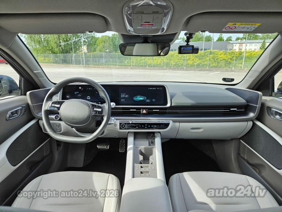 Серый Хендай IONIQ 6 2024 в Таллин, объемом двигателя 0.00 л и пробегом 37 тыс. км за 36999 €, фото 8 на AUTOMOTO.COM.LV