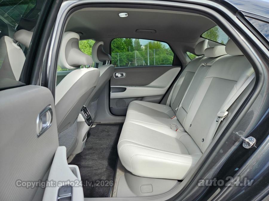 Серый Хендай IONIQ 6 2024 в Таллин, объемом двигателя 0.00 л и пробегом 37 тыс. км за 36999 €, фото 9 на AUTOMOTO.COM.LV