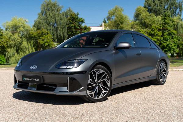 Серый Хендай IONIQ 6 2024 в Вильнюс, объемом двигателя 0.00 л и пробегом 44 тыс. км за 33950 €, фото 1 на AUTOMOTO.COM.LV