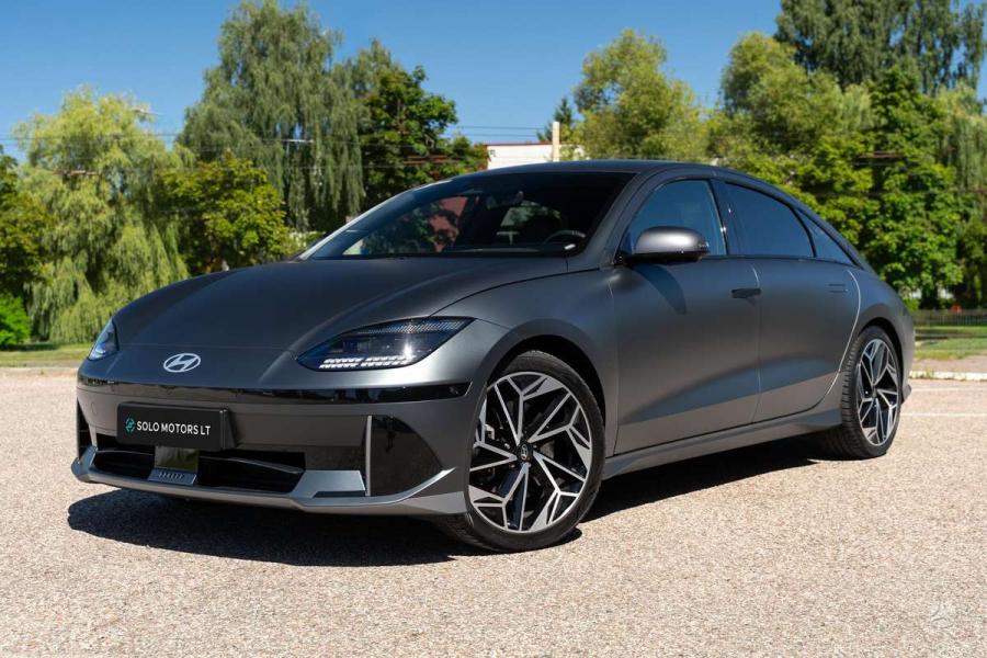 Серый Хендай IONIQ 6 2024 в Вильнюс, объемом двигателя 0.00 л и пробегом 44 тыс. км за 33950 €, фото 1 на AUTOMOTO.COM.LV
