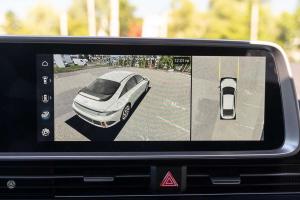 Серый Хендай IONIQ 6 2024 в Вильнюс, объемом двигателя 0.00 л и пробегом 44 тыс. км за 33950 €, фото 23 на AUTOMOTO.COM.LV
