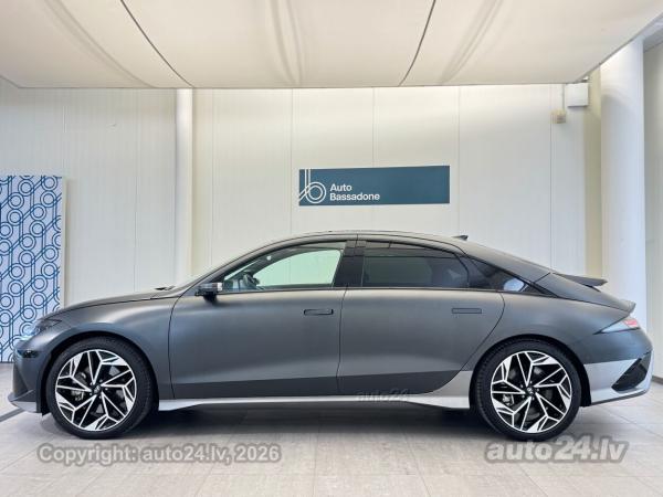 Pelēks Hyundai IONIQ 6 2024 Tallina, ar dzinēja tilpumu 0.00 L un nobraukumu 21 tūkst. km par 44900 €, foto 3 vietnē AUTOMOTO.COM.LV