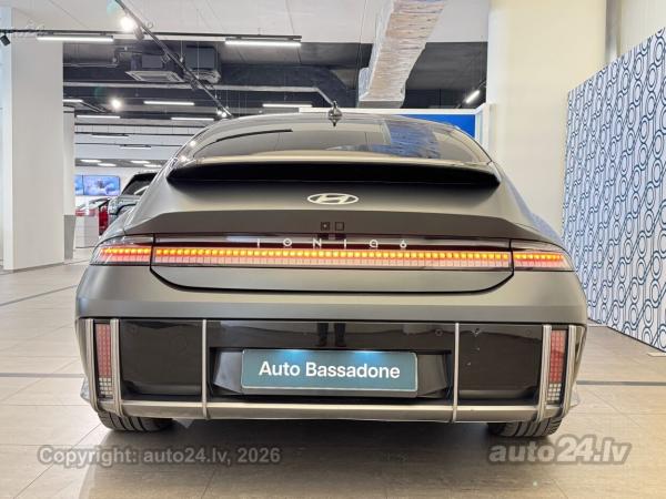 Хендай IONIQ 6 2024 в Таллин на AUTOMOTO.COM.LV Серый Хендай IONIQ 6 2024 в Таллин, объемом двигателя 0.00 л и пробегом 21 тыс. км за 44900 €, фото 7 на AUTOMOTO.COM.LV