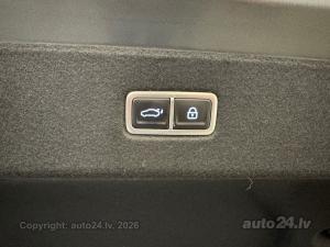 Серый Хендай IONIQ 6 2024 в Таллин, объемом двигателя 0.00 л и пробегом 21 тыс. км за 44900 €, фото 10 на AUTOMOTO.COM.LV