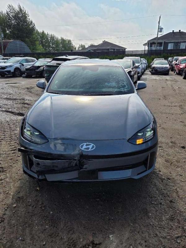 Pelēks Hyundai IONIQ 6 2024 Klaipėda, ar dzinēja tilpumu 0.00 L un nobraukumu 38 tūkst. km par 18271 €, foto 3 vietnē AUTOMOTO.COM.LV