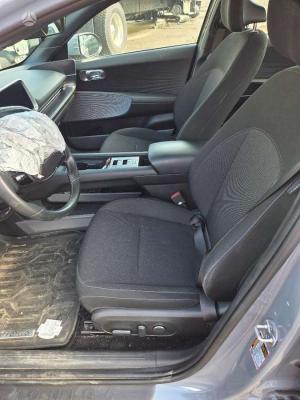 Pelēks Hyundai IONIQ 6 2024 Klaipėda, ar dzinēja tilpumu 0.00 L un nobraukumu 38 tūkst. km par 18271 €, foto 10 vietnē AUTOMOTO.COM.LV