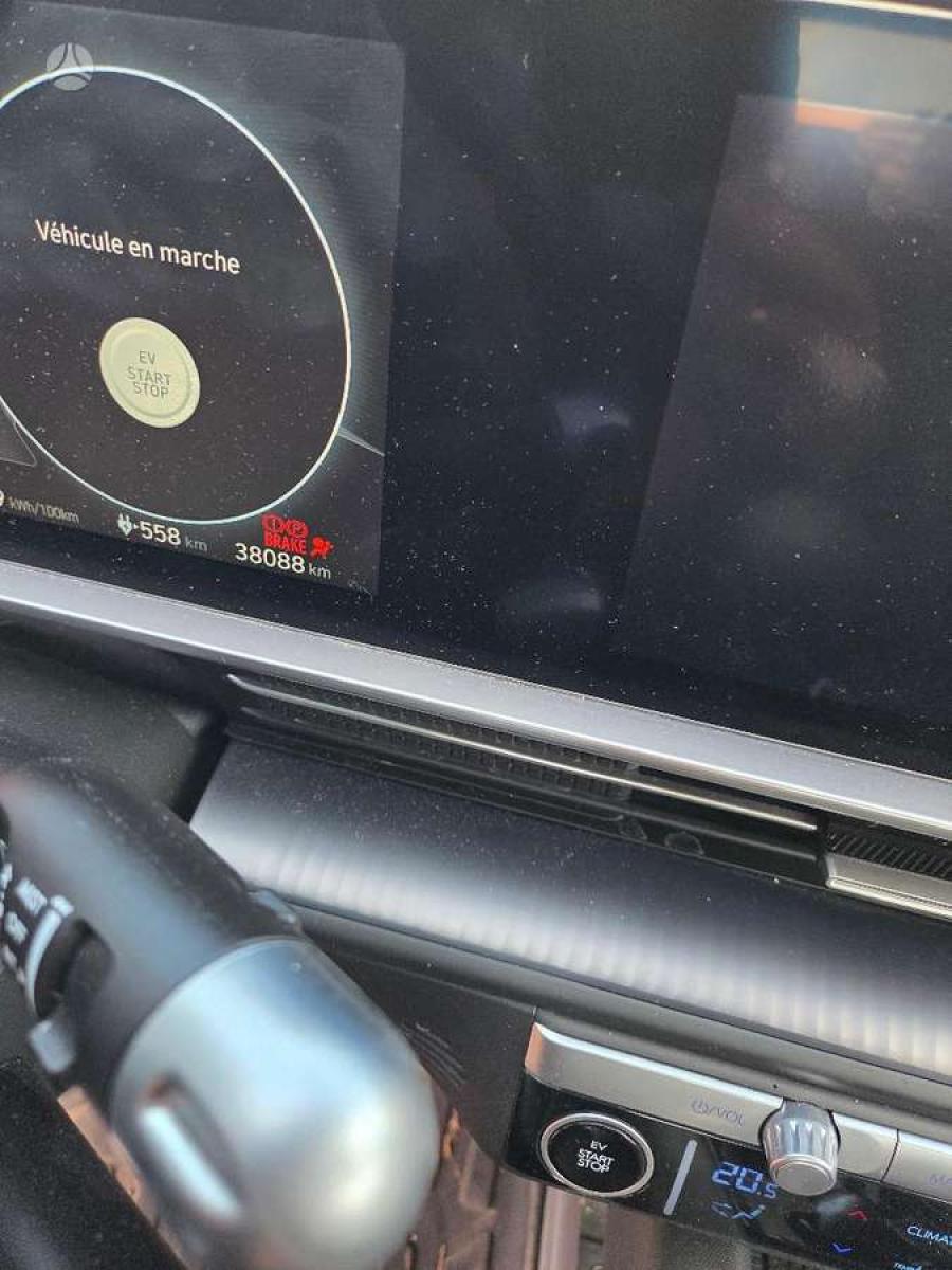 Pelēks Hyundai IONIQ 6 2024 Klaipėda, ar dzinēja tilpumu 0.00 L un nobraukumu 38 tūkst. km par 18271 €, foto 13 vietnē AUTOMOTO.COM.LV