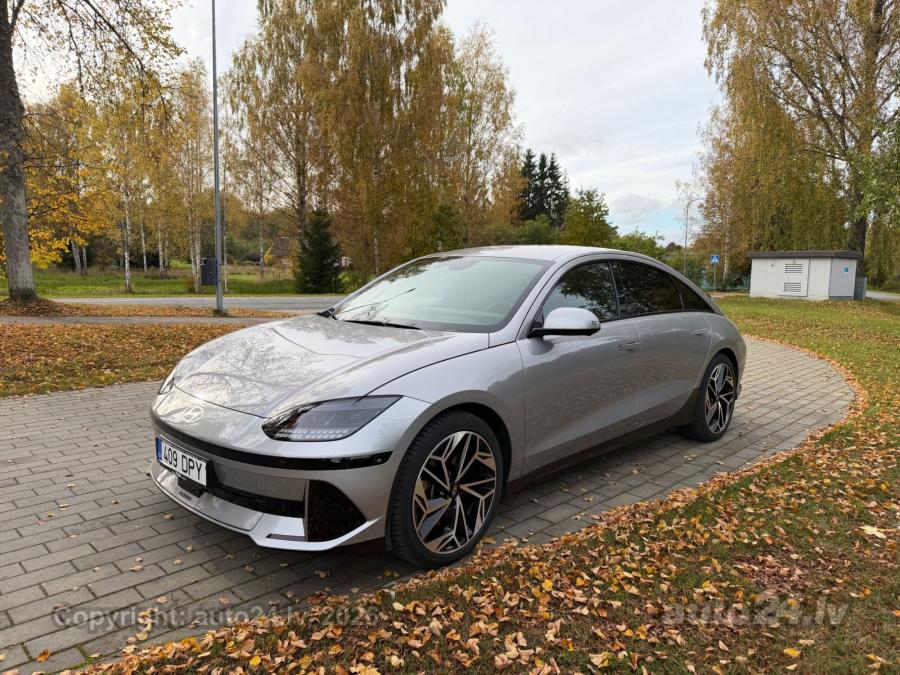 Pelēks Hyundai IONIQ 6 2025 Veru, ar dzinēja tilpumu 0.00 L un nobraukumu 11 tūkst. km par 44640 €, foto 4 vietnē AUTOMOTO.COM.LV