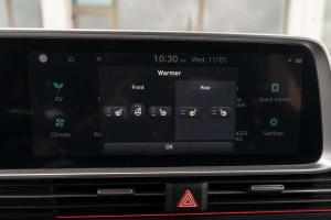 Sarkans Hyundai IONIQ 6 2024 Viļņa, ar dzinēja tilpumu 0.00 L un nobraukumu 47 tūkst. km par 29950 €, foto 26 vietnē AUTOMOTO.COM.LV