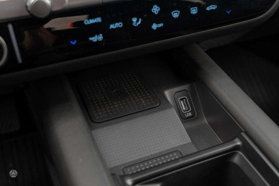Sarkans Hyundai IONIQ 6 2024 Viļņa, ar dzinēja tilpumu 0.00 L un nobraukumu 47 tūkst. km par 29950 €, foto 29 vietnē AUTOMOTO.COM.LV