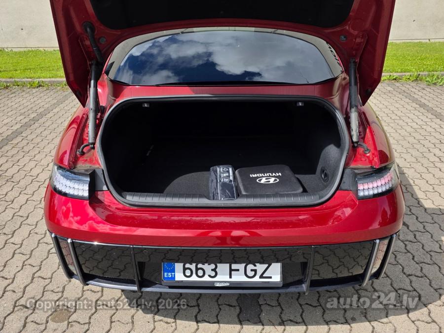 Sarkans Hyundai IONIQ 6 2023 Viljandi, ar dzinēja tilpumu 0.00 L un nobraukumu 12 tūkst. km par 28999 €, foto 7 vietnē AUTOMOTO.COM.LV