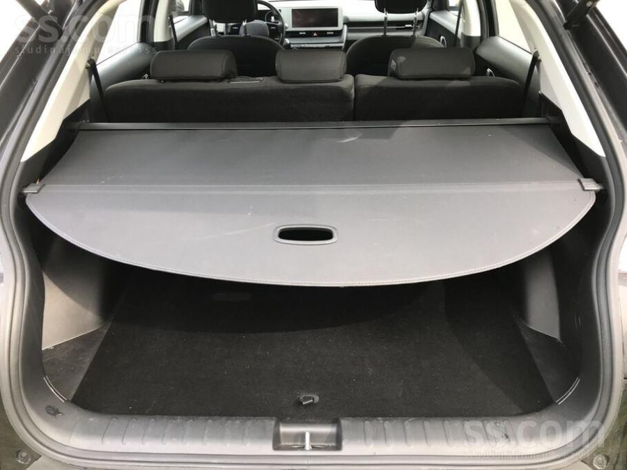 Black Hyundai Ioniq 2021 in Riga, with an engine capacity of 0.00 L and mileage of 62 thousand km for 23950 €, photo 12 on AUTOMOTO.COM.LV