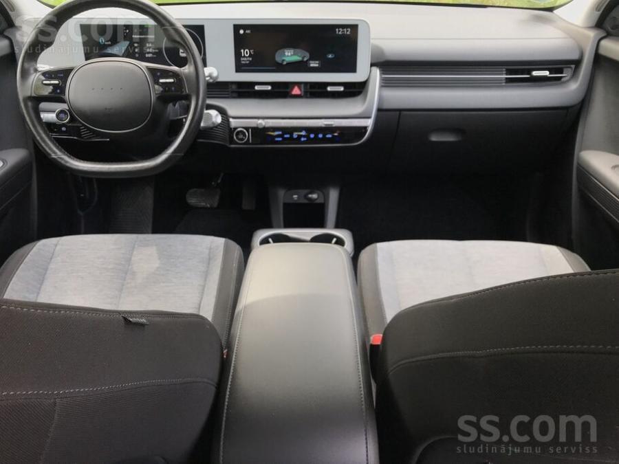 Black Hyundai Ioniq 2021 in Riga, with an engine capacity of 0.00 L and mileage of 62 thousand km for 23950 €, photo 13 on AUTOMOTO.COM.LV