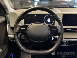 Black Hyundai Ioniq 2021 in Riga, with an engine capacity of 0.00 L and mileage of 82 thousand km for 29990 €, photo 15 on AUTOMOTO.COM.LV