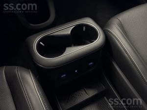 Black Hyundai Ioniq 2021 in Riga, with an engine capacity of 0.00 L and mileage of 82 thousand km for 29990 €, photo 24 on AUTOMOTO.COM.LV