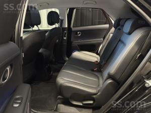 Black Hyundai Ioniq 2021 in Riga, with an engine capacity of 0.00 L and mileage of 82 thousand km for 29990 €, photo 29 on AUTOMOTO.COM.LV